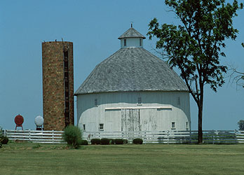 Round Barn (1900) in Jay County near Fiat, Indiana