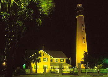 Night scene of Ponce de Leon Inlet Lighthouse (Mosquito Inlet) (1887 ...
